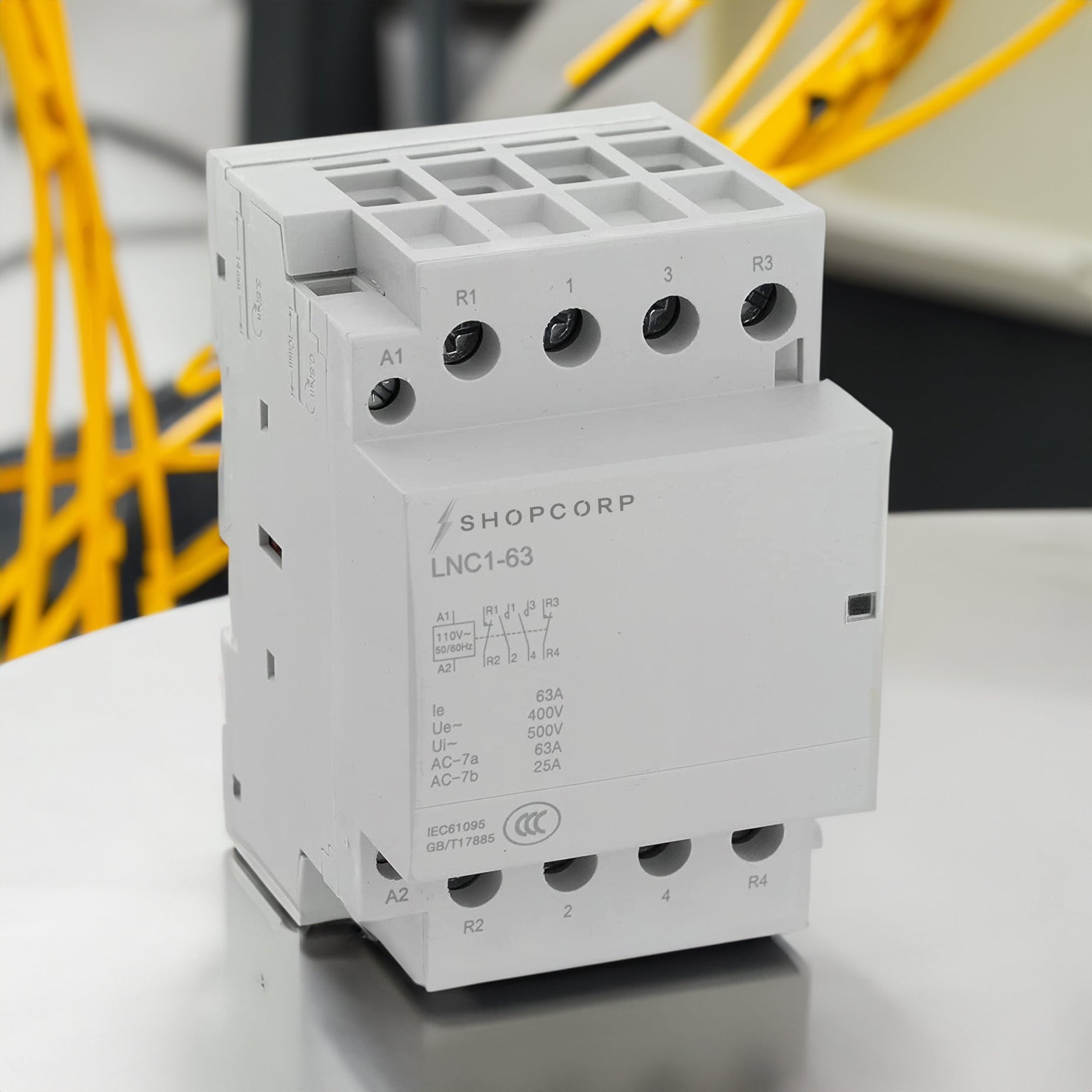 Understanding the Functionality of 4 Pole Lighting Contactors ...